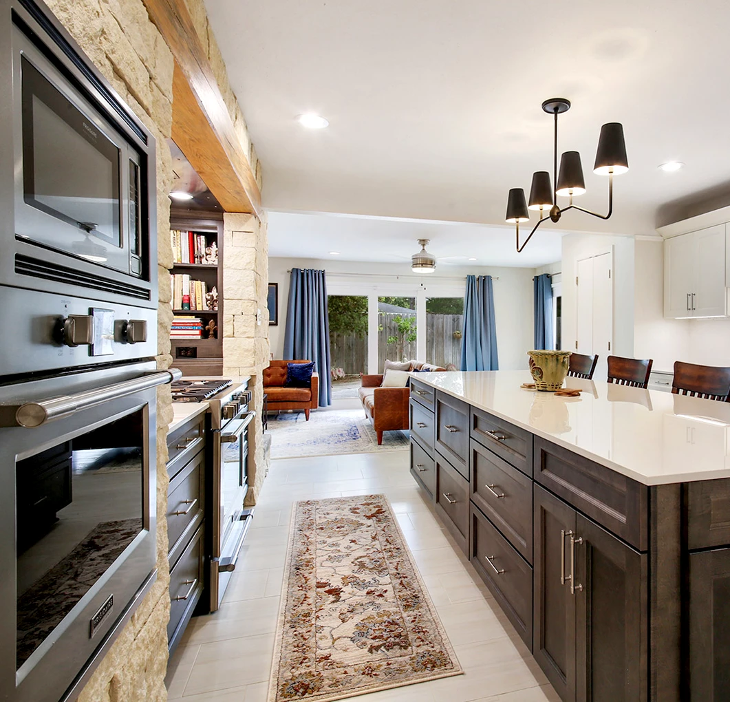 Wellborn Forest - Paragon Cabinet & Surface